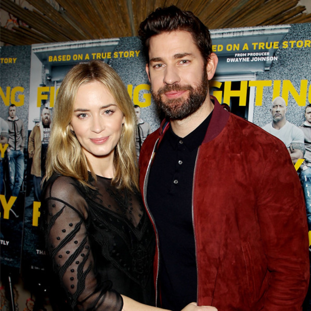 Emily Blunt And John Krasinski Enjoy A Movie Date See Their Cutest Pics
